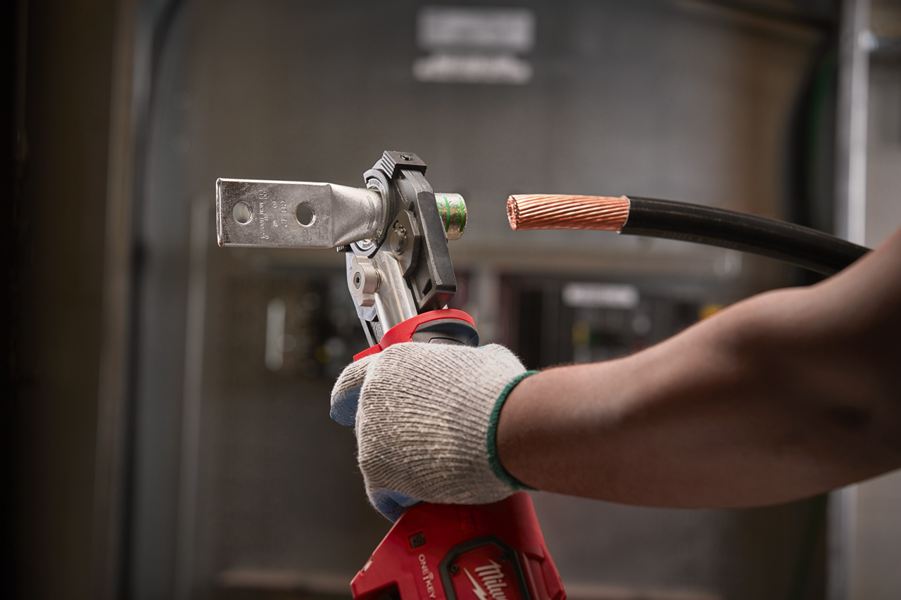 Power Utility Tools | Designed for linesmen | Milwaukee Tools Europe
