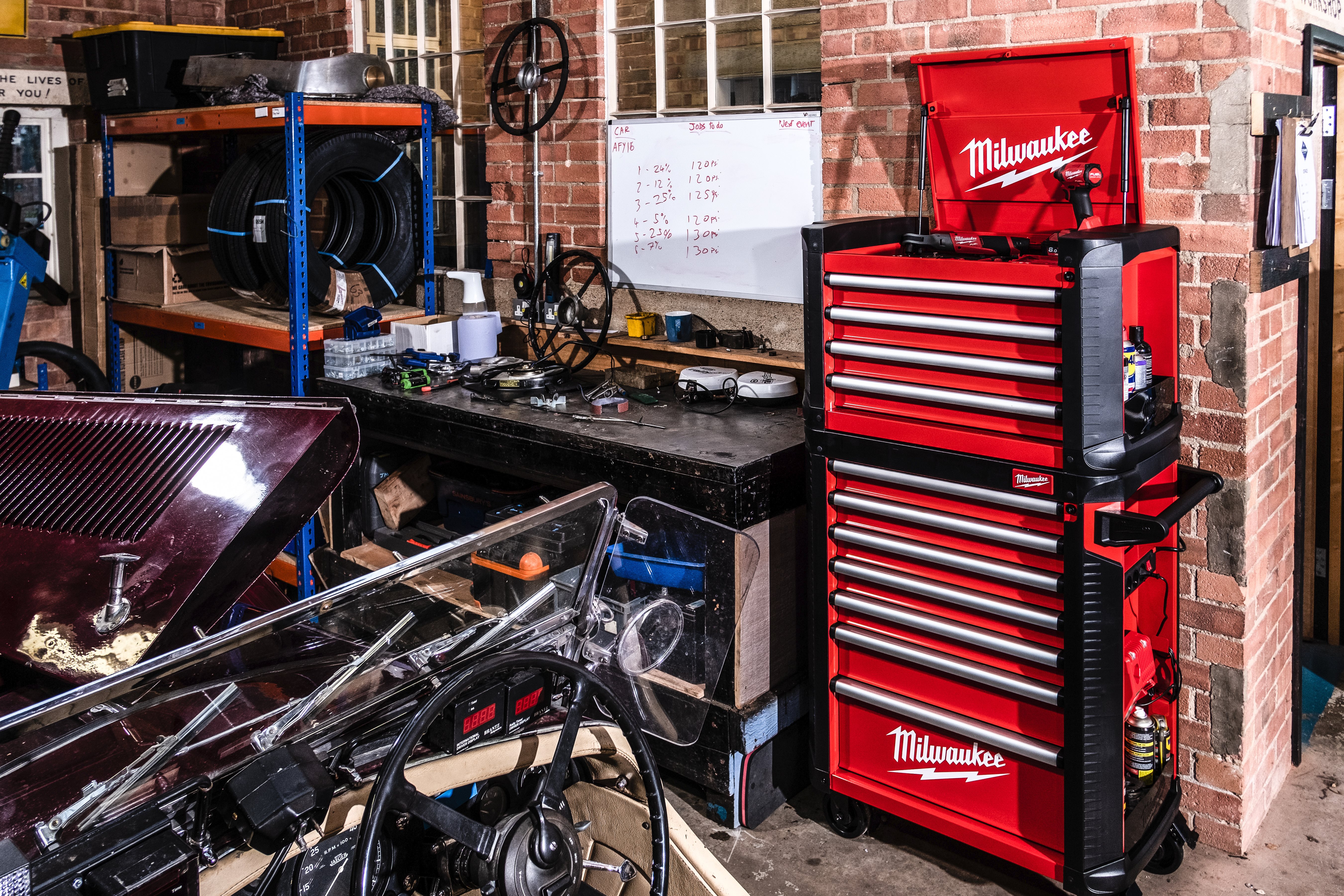 TOOLGUARD 30 78 Cm 7 drawer Steel Storage Rolling Cabinet TOOLGUARD Steel Storage Cabinets Milwaukee Tool UK