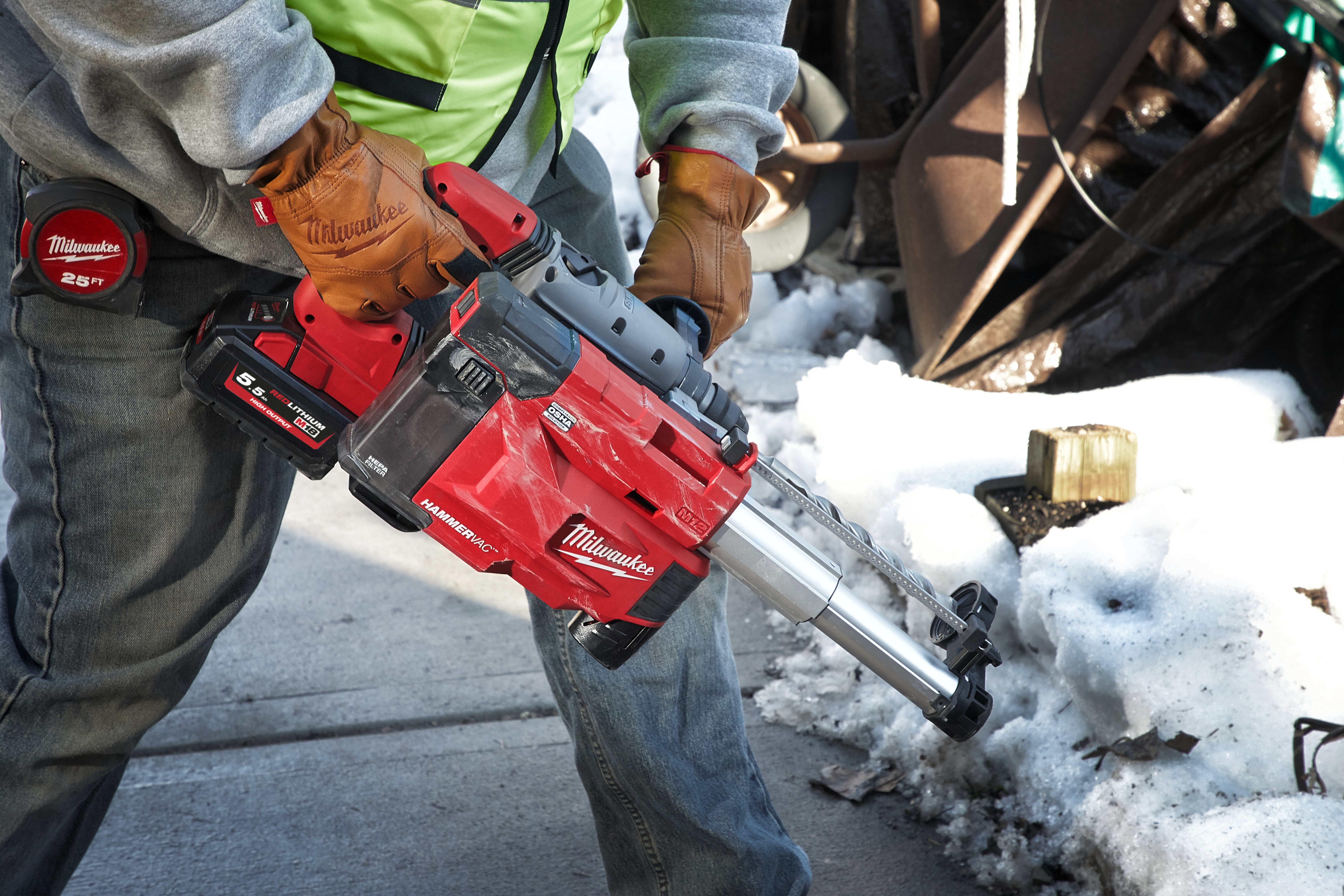 M12 Universal Dust Extractor L Class Vacuum Cleaners Milwaukee Tool EU